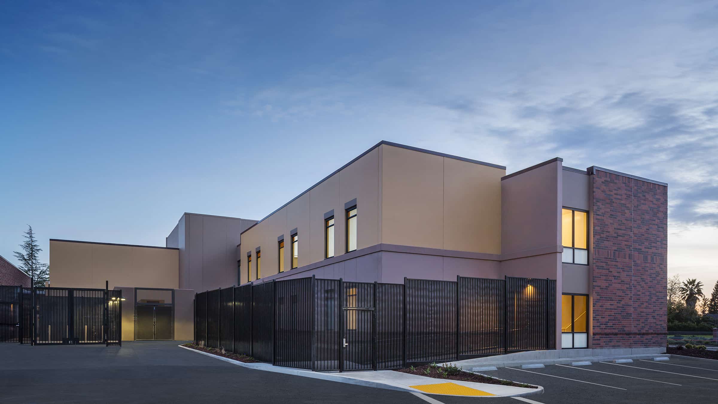 Sierra Vista Hospital Expansion Earns a First for Precast