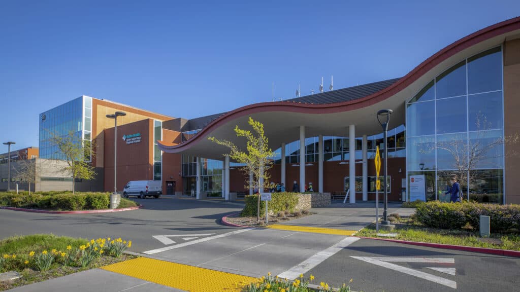 Sutter Health - Santa Rosa Regional Hospital – The Boldt Company